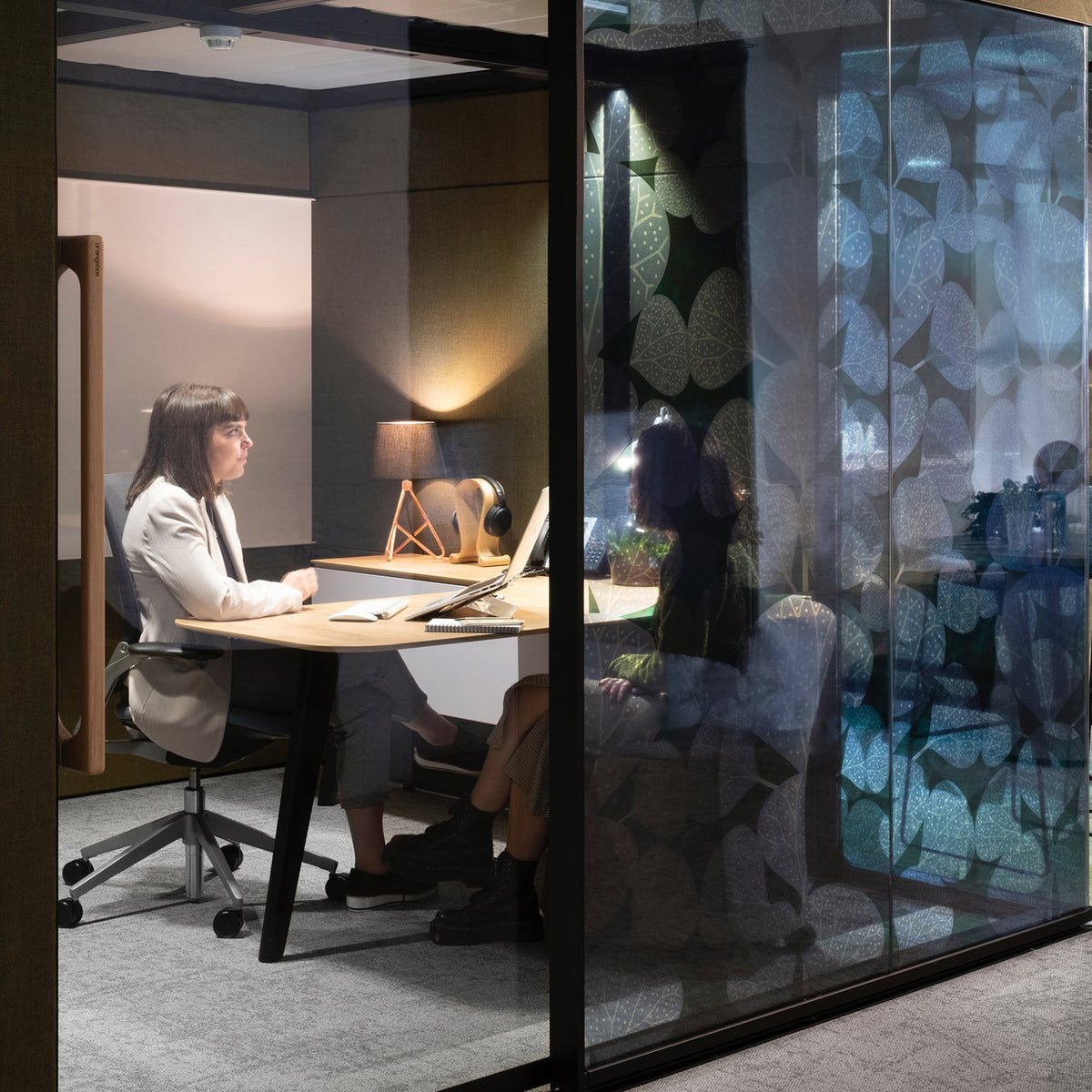 2-Person Pods: Compact Acoustic Meeting Pods – Furnify