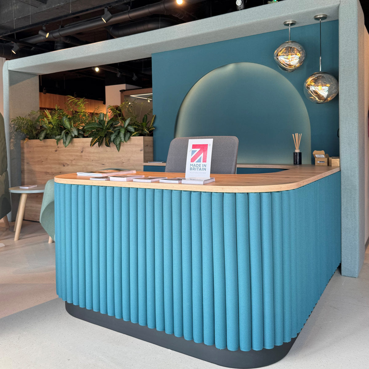 Lena Welcome Desk | Cosy Reception Desk – Furnify